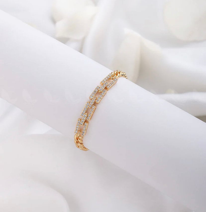 Link and Chain Bracelets in Assorted Designs - Etsy