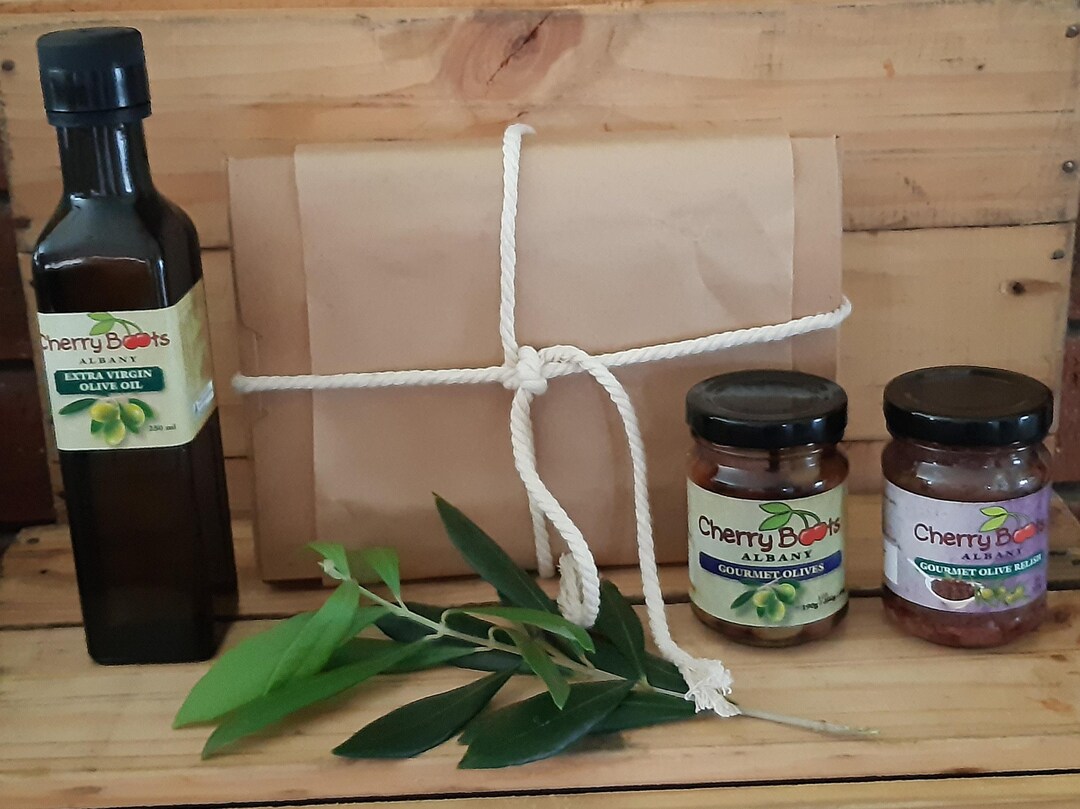 Olive Olive Oil Gift Box Gourmet Pantry Sprayfree Farm Product ...