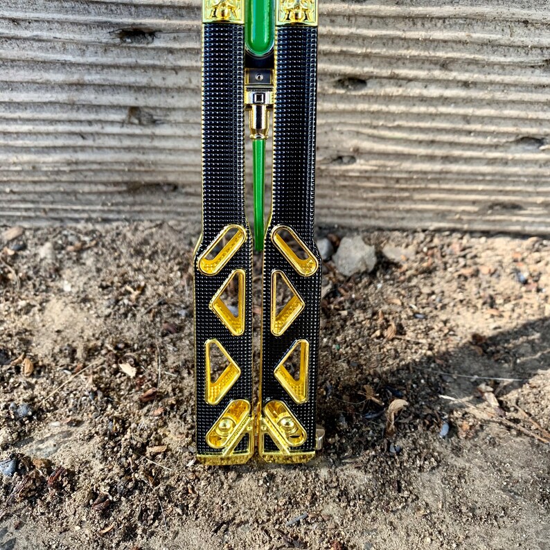 Apex Legends Butterfly Knife Octane Heirloom Replica With - Etsy Australia