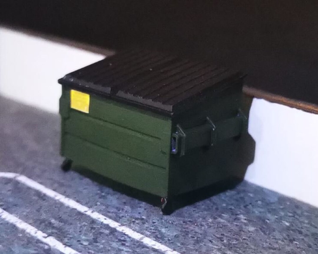 1:64 Dumpster Miniature Figure Diorama - Etsy