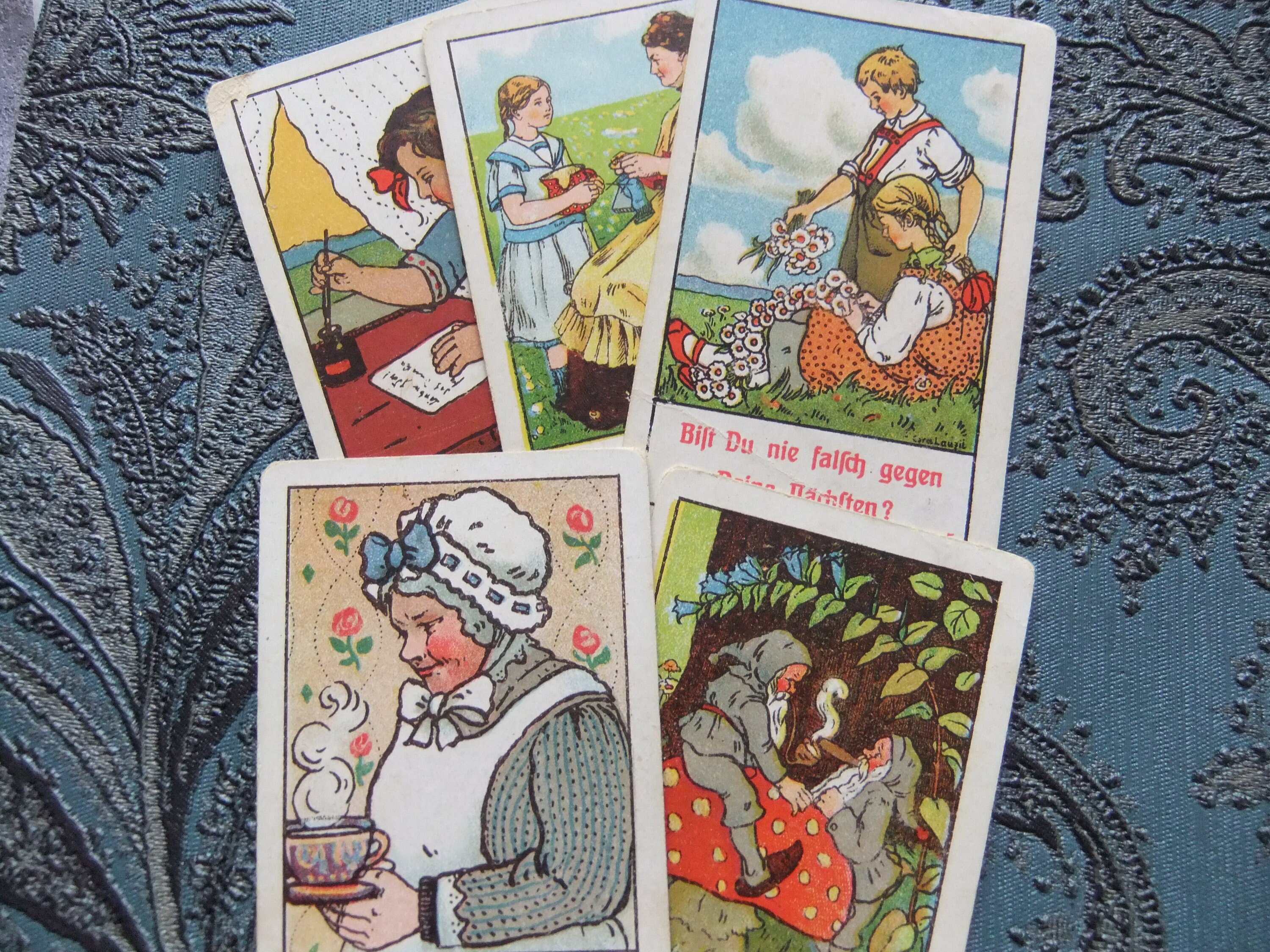 Very Old Card Game, Question and Answer Game, Ravensburger Games No. 150, Publisher Otto Meier ...