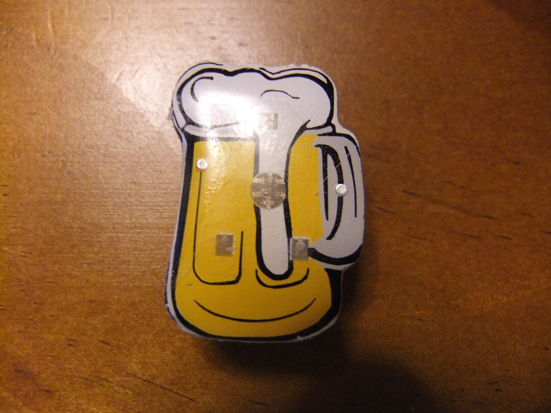 Pin Flashing Beer Mug Oktoberfest Beer Glass Filled Collector - Etsy