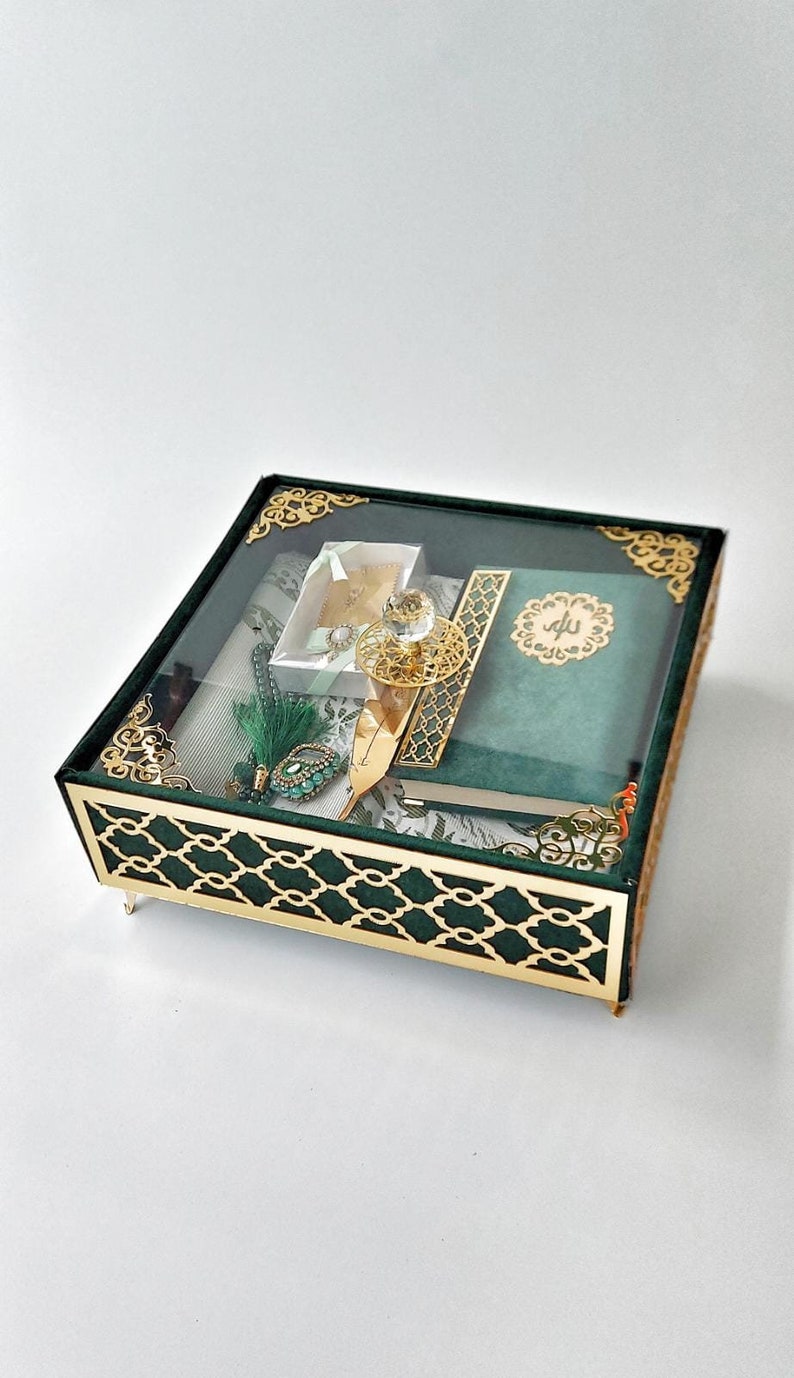 Personalized Luxury Velvet Box Set, Quran Prayer Mat Islamic Gift Set ...