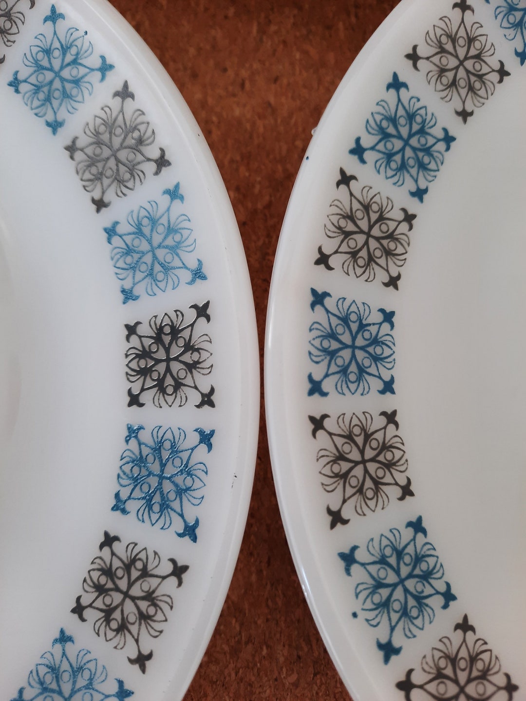 Pairs of 'chelsea' JAJ Pyrex Side Plates 16.5cm Sets of 2 1960s Design ...