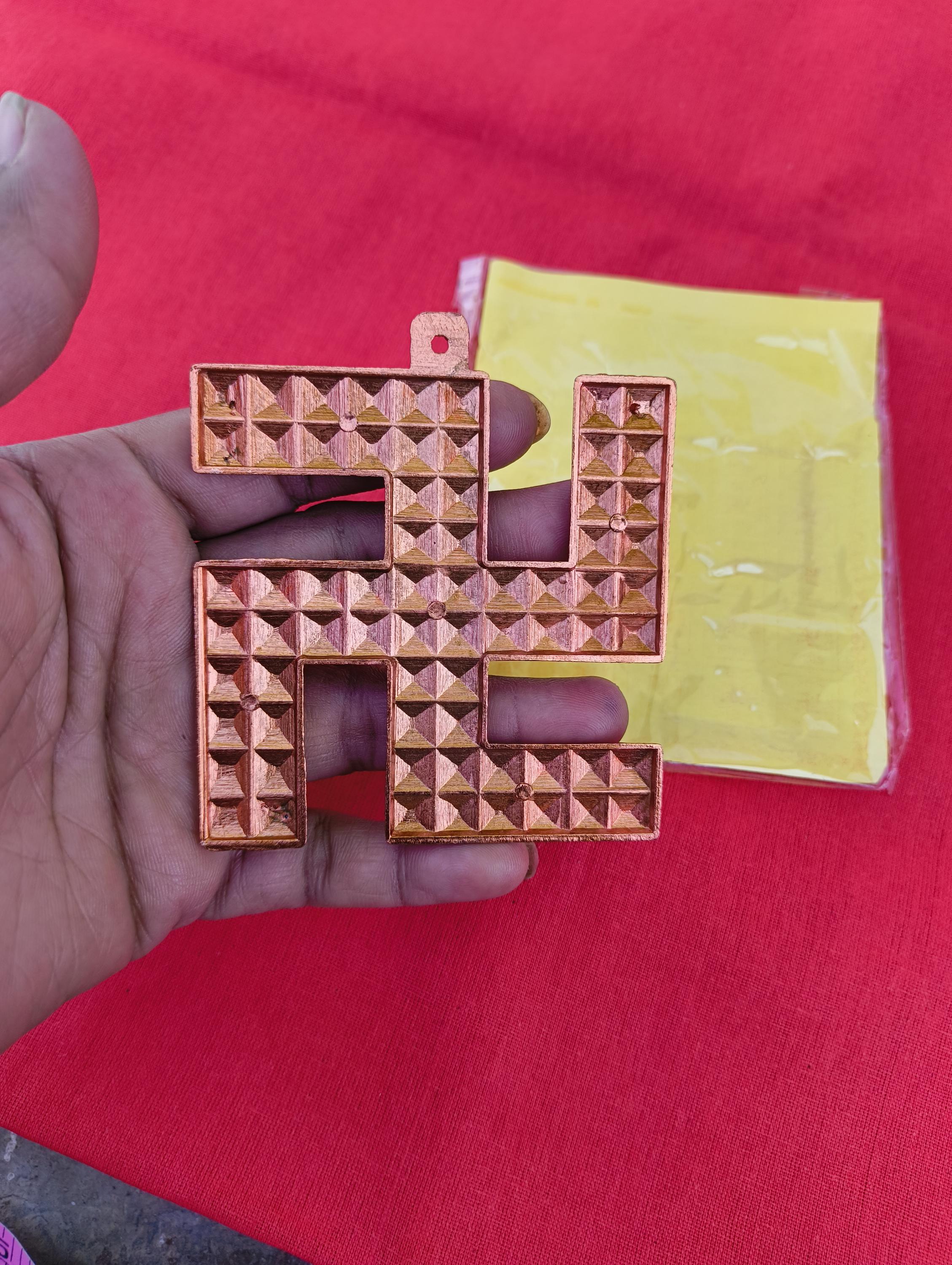 Akebi Swastik Pyramid | Copper Vastu Dosh Nivaran | 4-inch Sacred ...