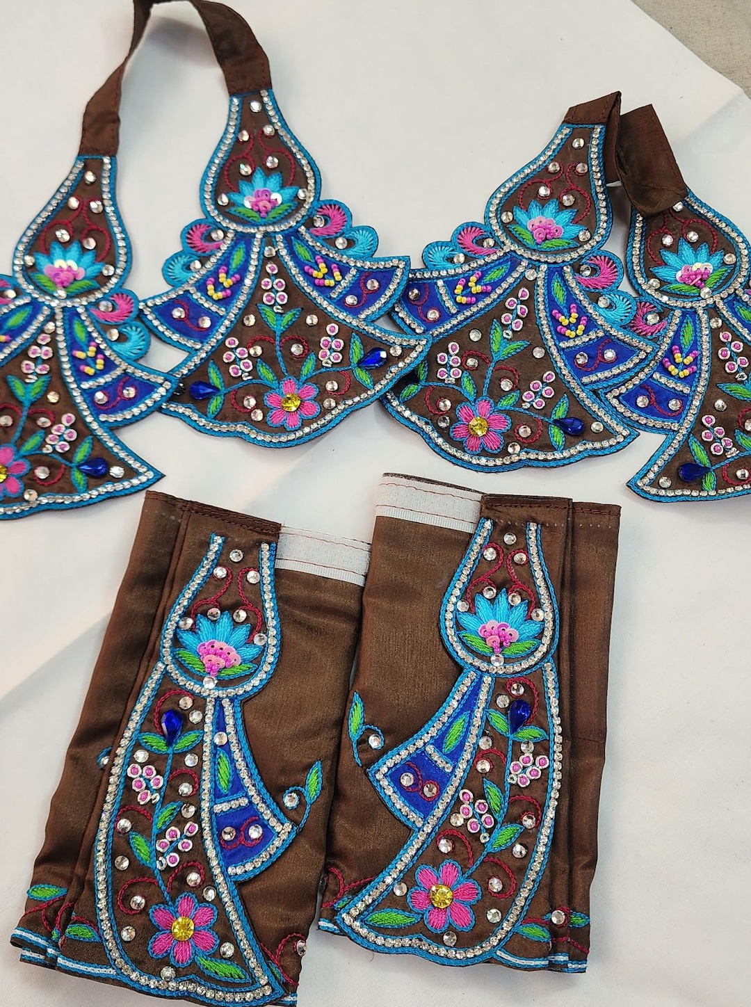 Devotional Outfit, Iskcon Festival Wear, Deity Puja Essentials ...