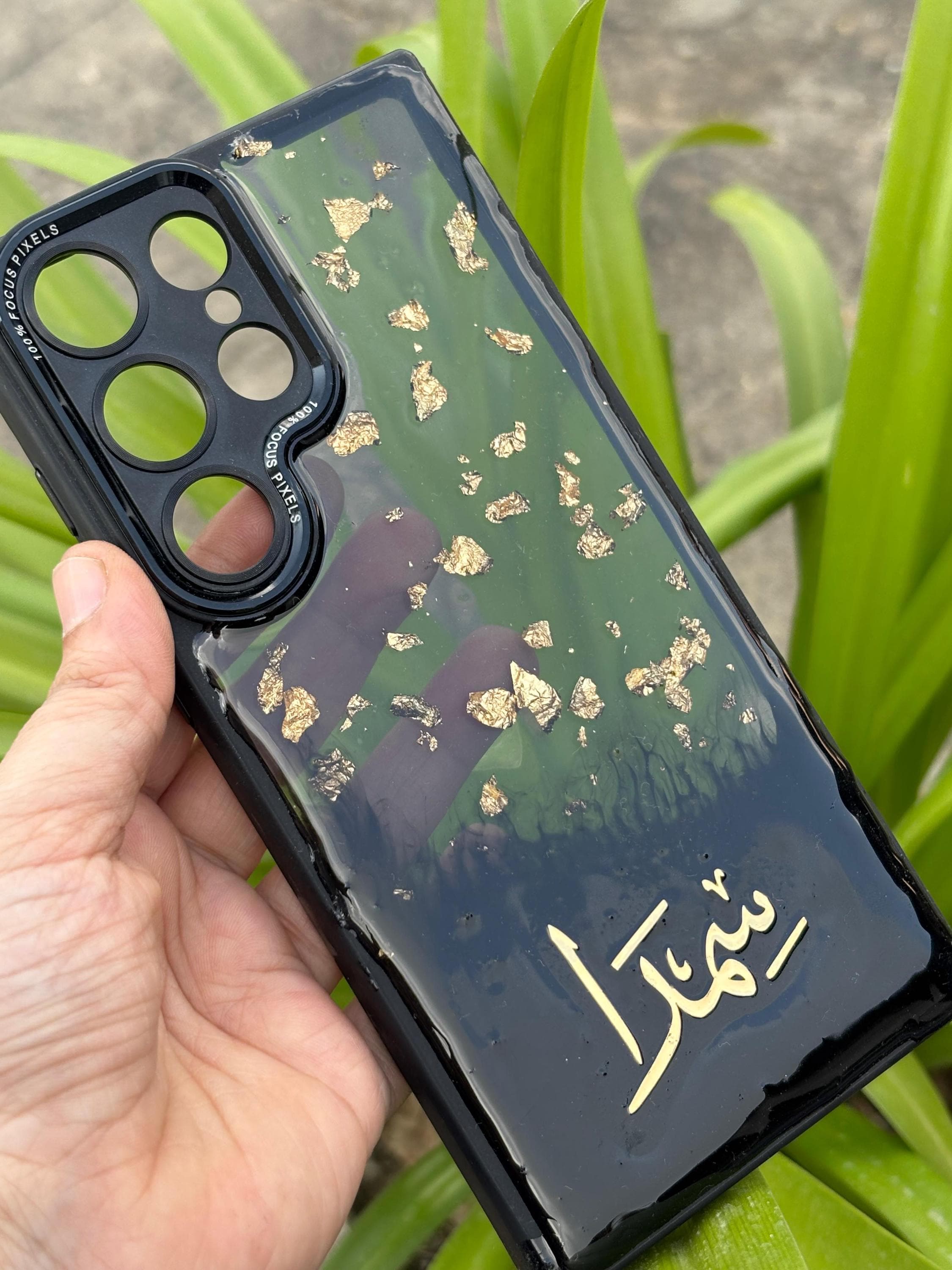 Luxury Black Resin Phonecase With Gold Foil Flakes and Arabic ...