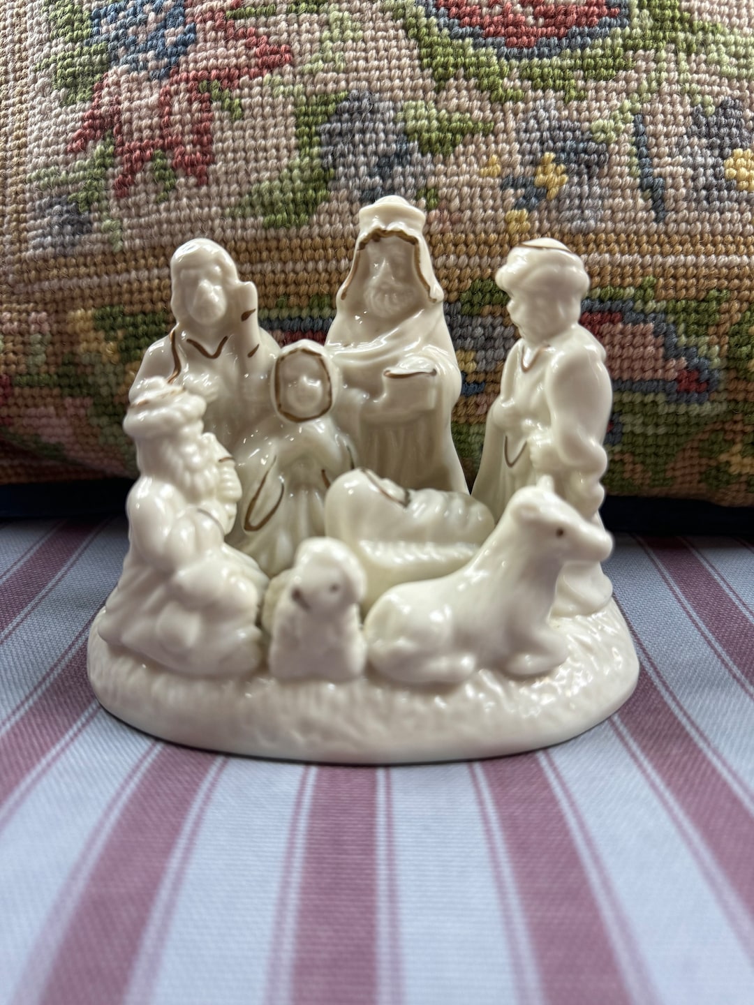 Vintage Porcelain Nativity Ivory Gold - Etsy