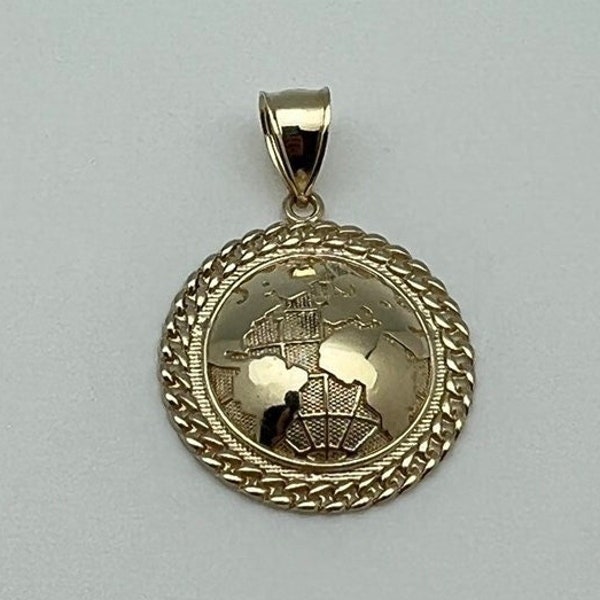 Diamond Cut World Map Necklace - Etsy