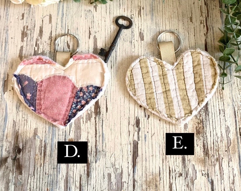 Vintage Quilt Keychain Heart Shape Key Fob Dresden Plate/patchwork ...