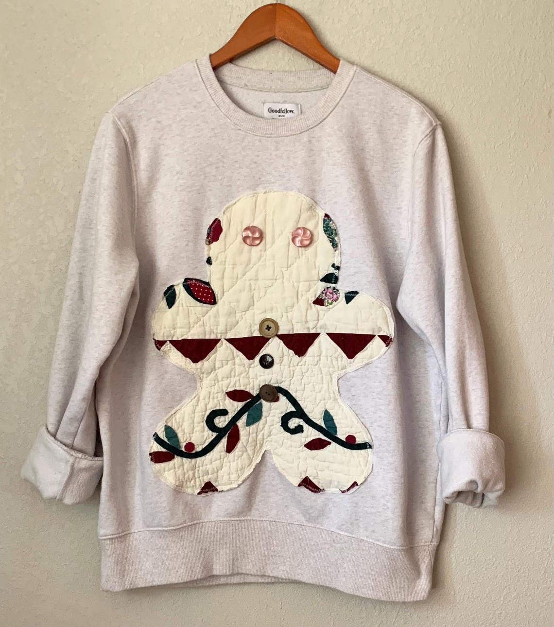LARGE Vintage Quilt Gingerbread Man Patch Upcycled Sweatshirt Winter ...