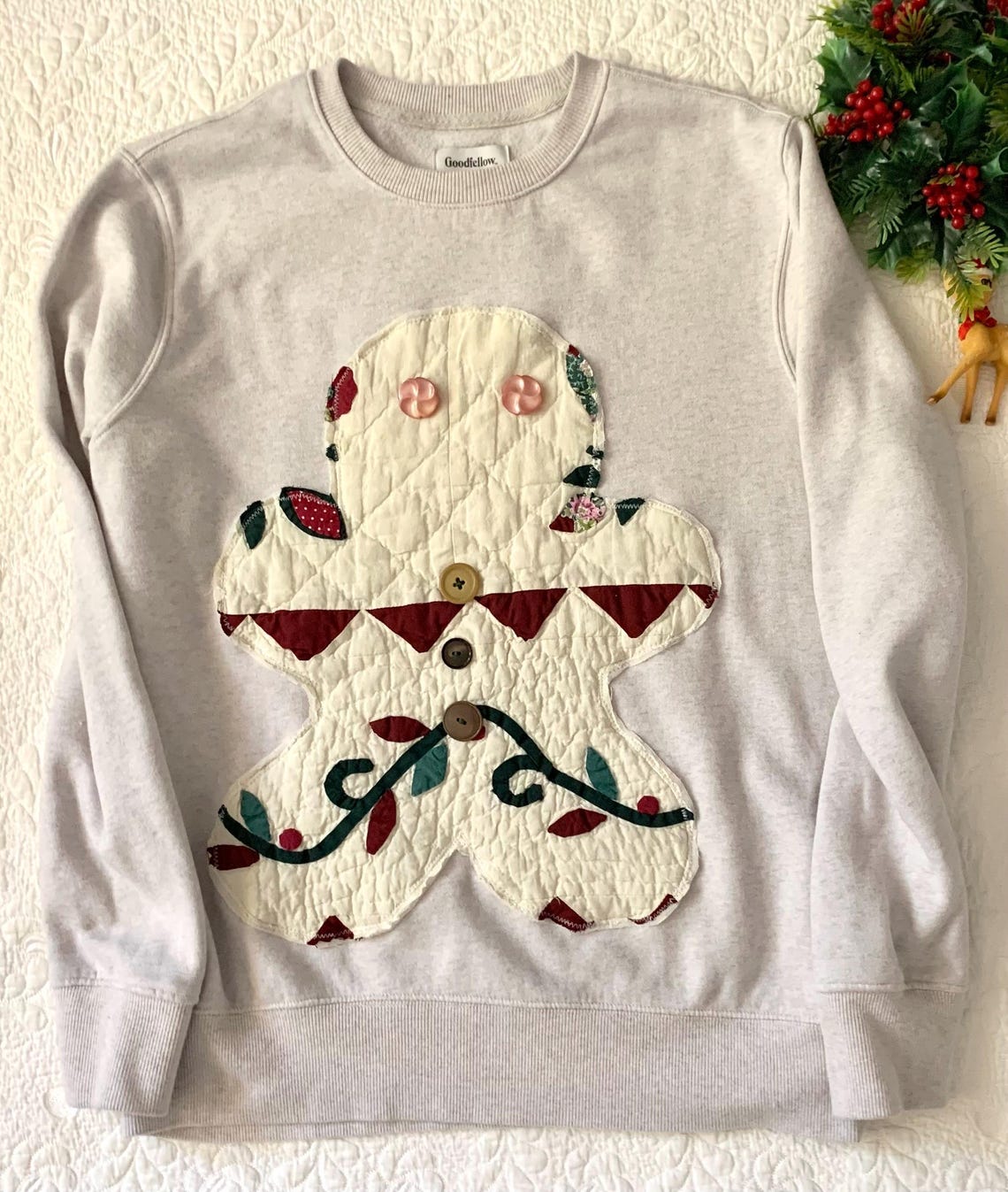 LARGE Vintage Quilt Gingerbread Man Patch Upcycled Sweatshirt Winter ...
