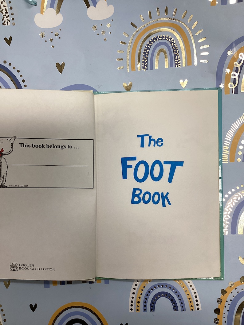 1968 Dr. Seuss Foot Book: Rare First Edition Hardcover - Etsy