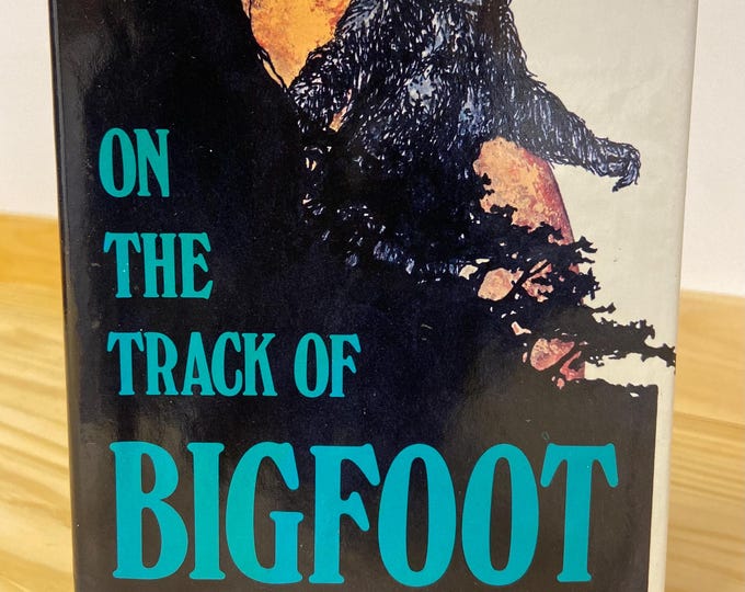 On the Track of Bigfoot: Rare 1974 First Edition Hardcover - Etsy