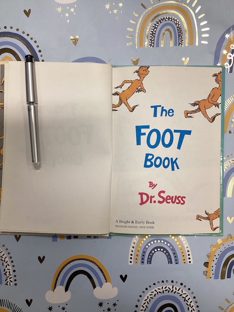 1968 Dr. Seuss Foot Book: Rare First Edition Hardcover - Etsy