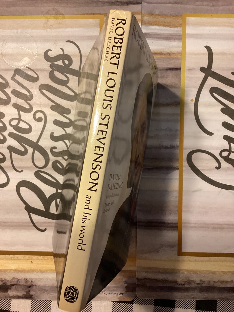 ROBERT LOUIS STEVENSON and His World by David Daiches 1973 1st Edition ...