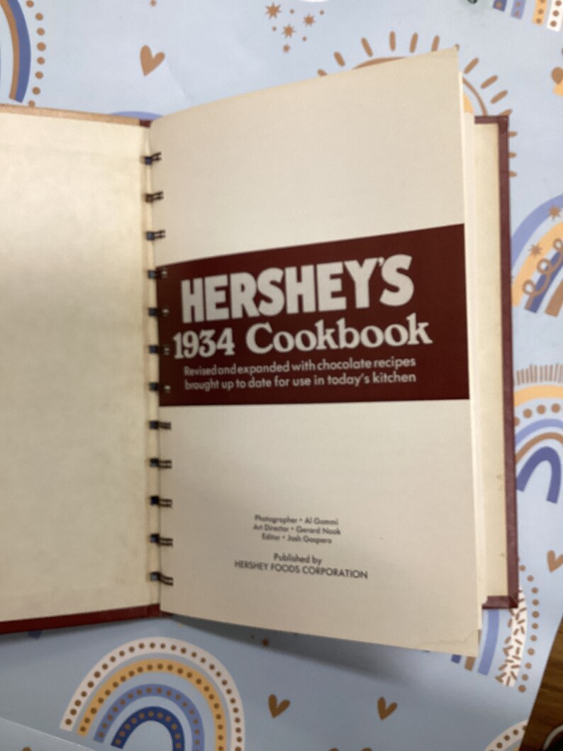 HERSHEYS 1934 REVISED & EXPANDED Chocolate Baking Cookbook. - Etsy