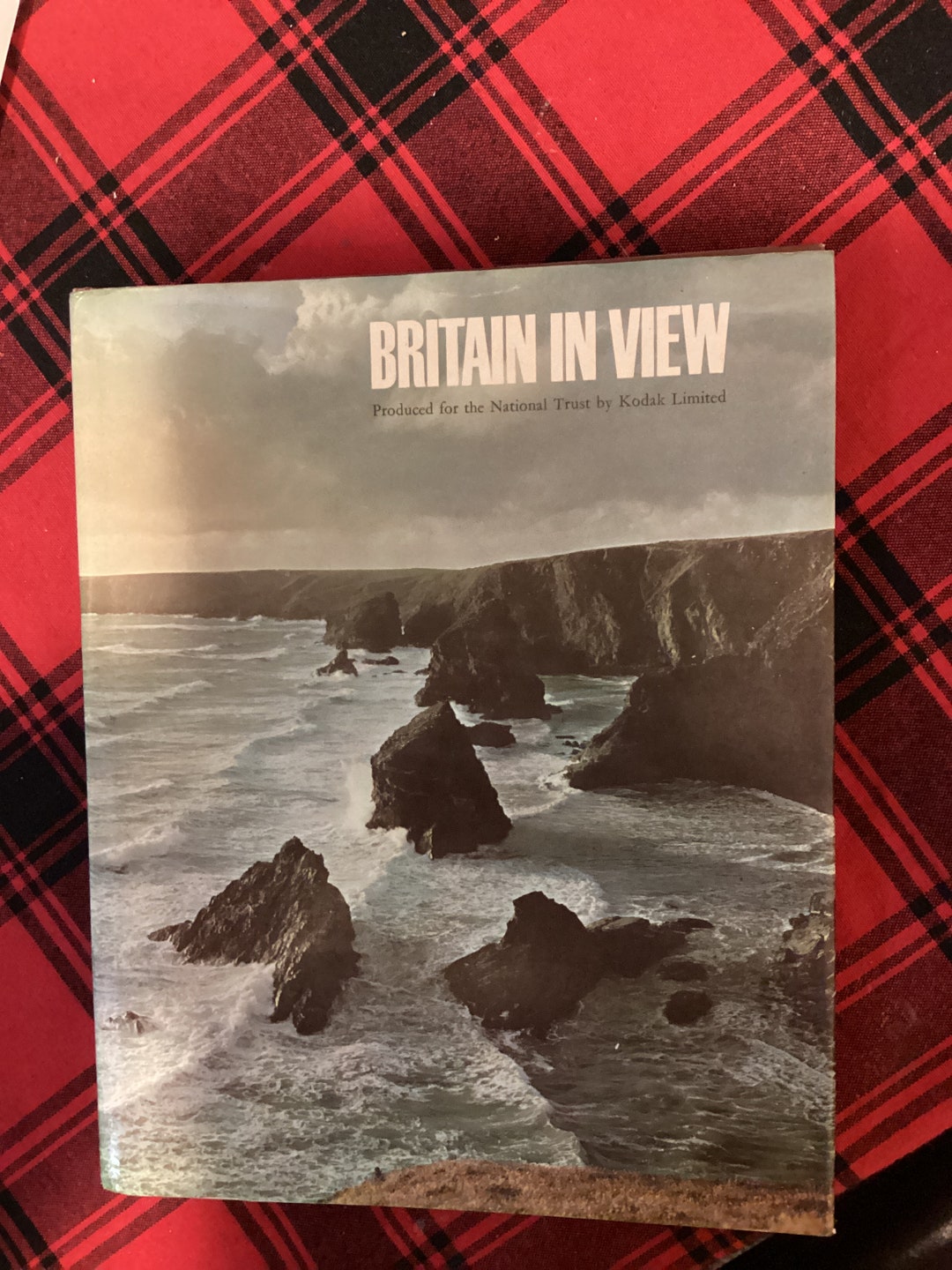 1965 "britain IN View" Produced for the National Trust by Kodak Limited ...