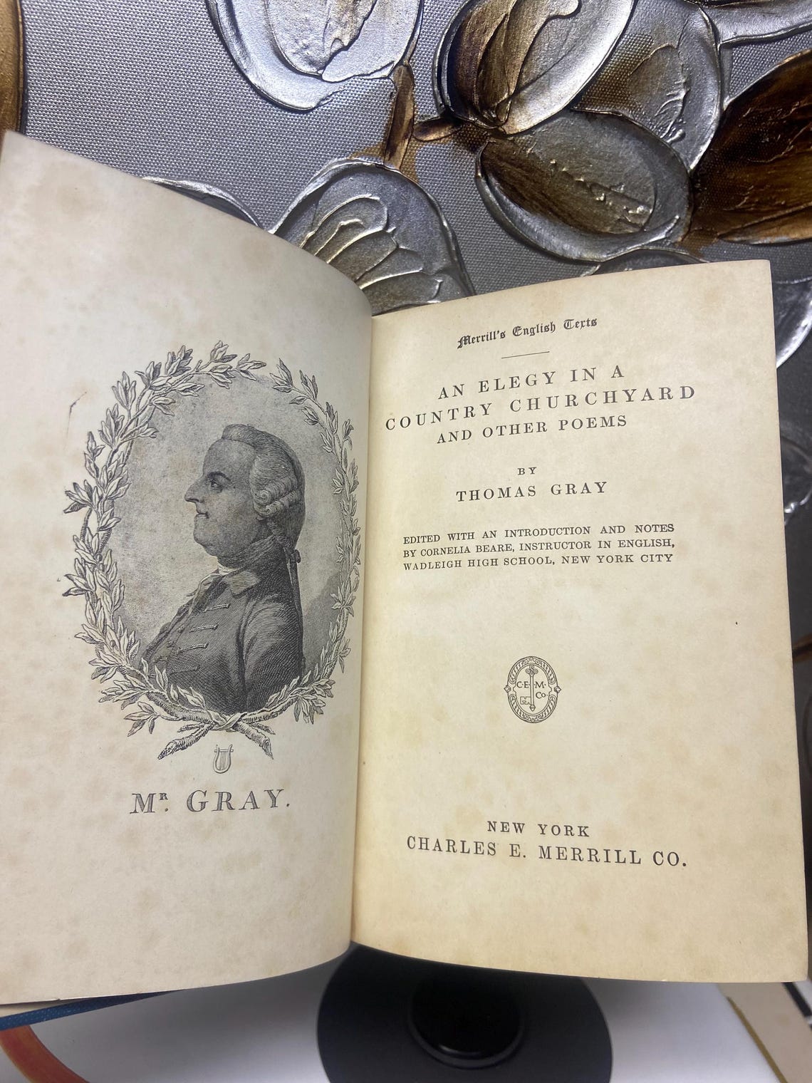 An ELEGY in A COUNTRY CHURCHYARD Thomas Gray| the Deserted Village ...