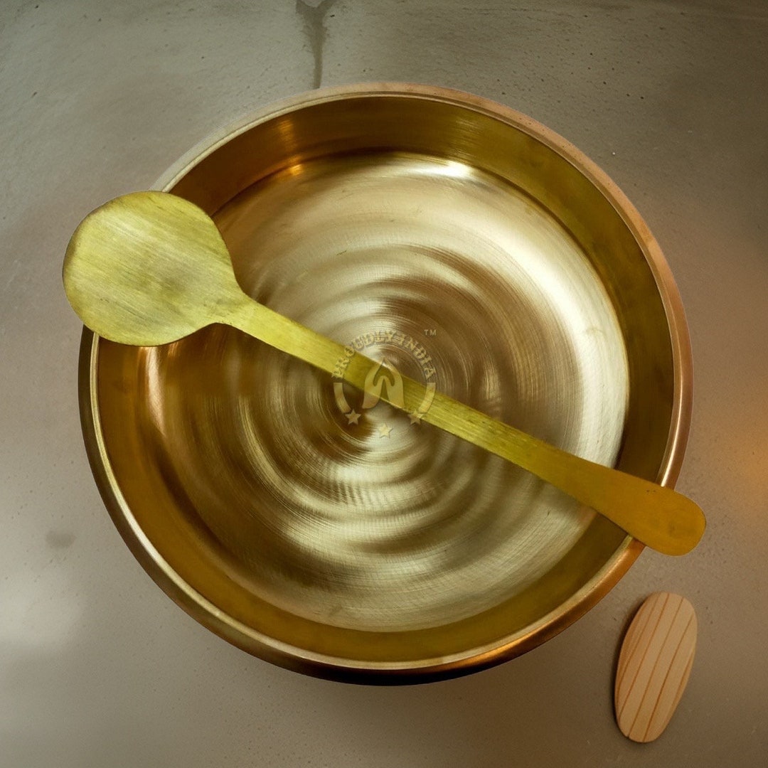 Bronze Uruli 10 Mannar Ottu: Ideal for Cooking & Sweet Dishes ...