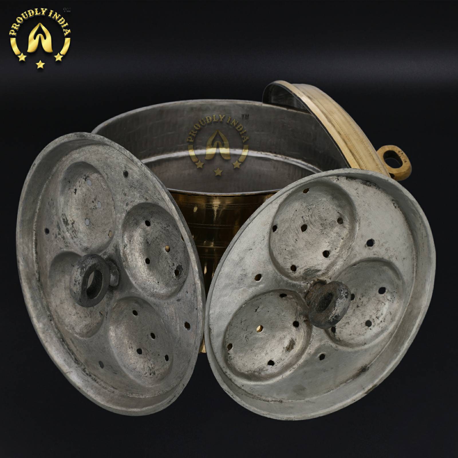 South Indian Idli Maker: Brass Idli Pathram, 7-pit 2-plate Stand ...