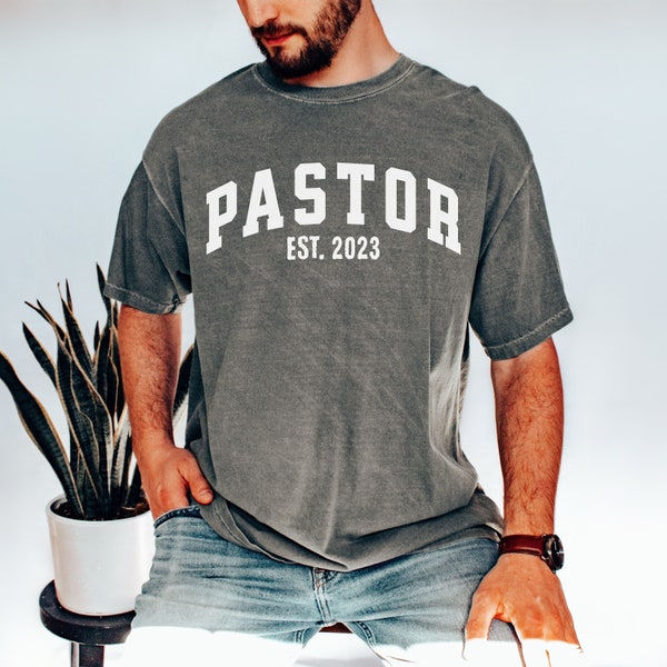 Pastor Tshirt - Etsy