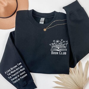 Custom Book Lover Shirt,bookshelf Book Titles Sweatshirt,reading ...