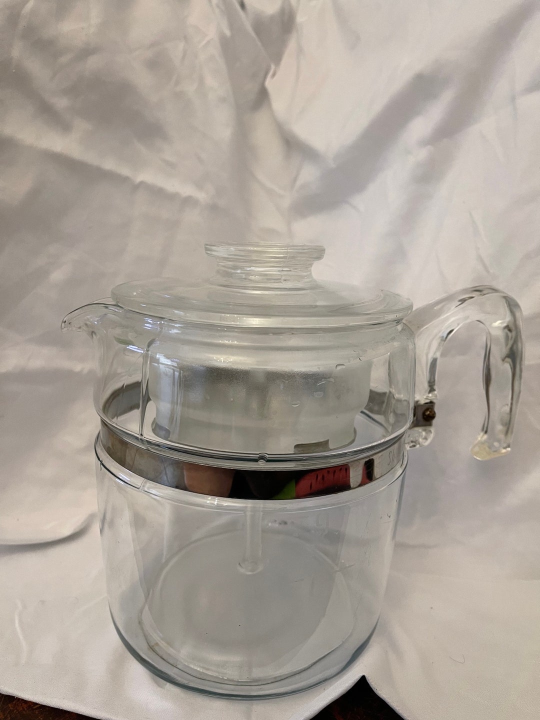 Pyrex 7759 9 Cup Percolator. Great Condition. One Small Chip on Lip ...