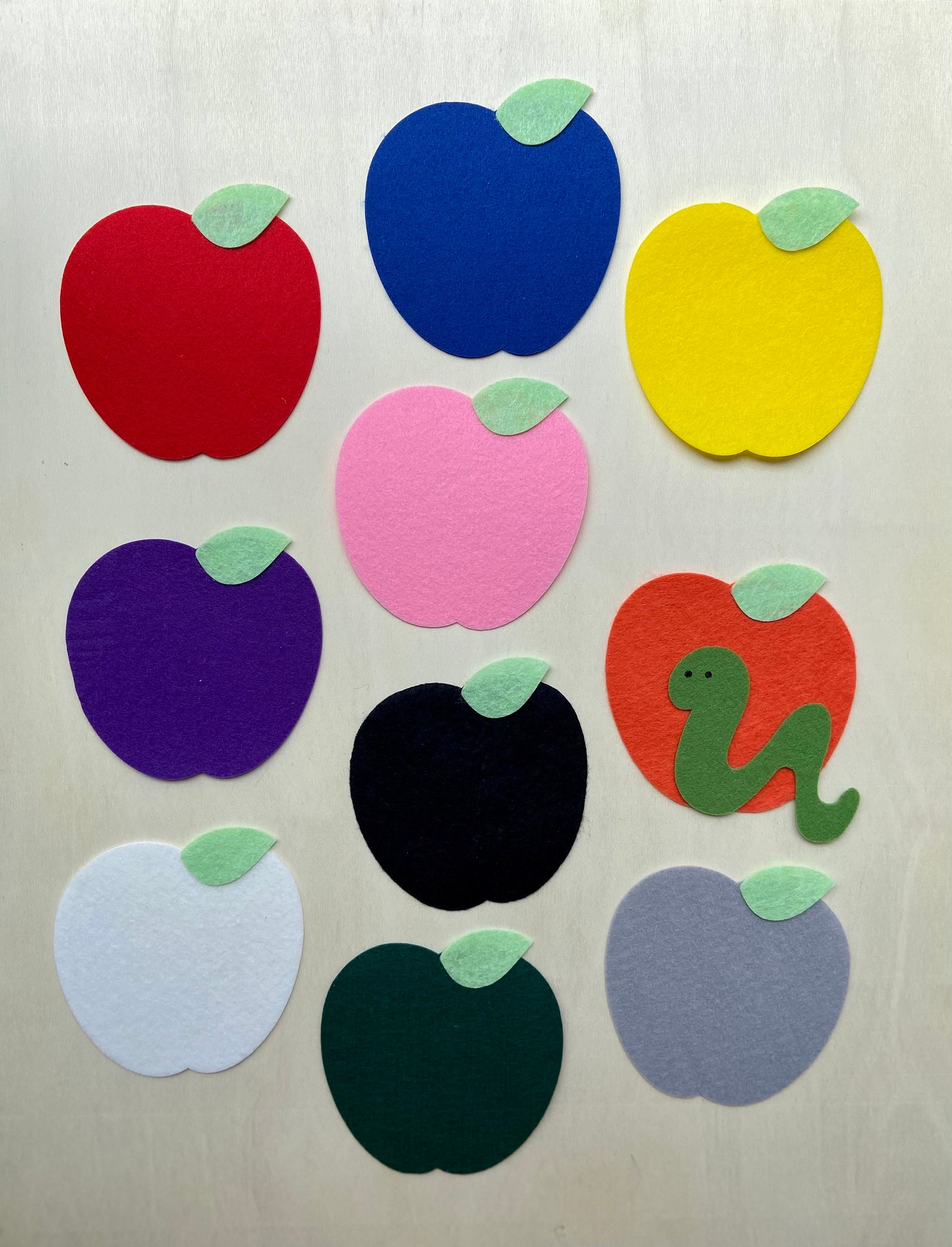 Wiggly Worms Hide and Seek Felt Set, Spring, Worms, Apple, Flannel ...