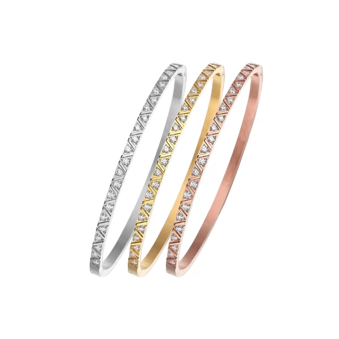 Dainty & Bold Oval-shaped Bangle Bracelet With Hand-carved Design ...