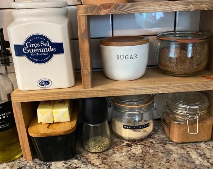 Wooden Countertop Kitchen Shelf. Perfect Display Shelf for A Cozy ...