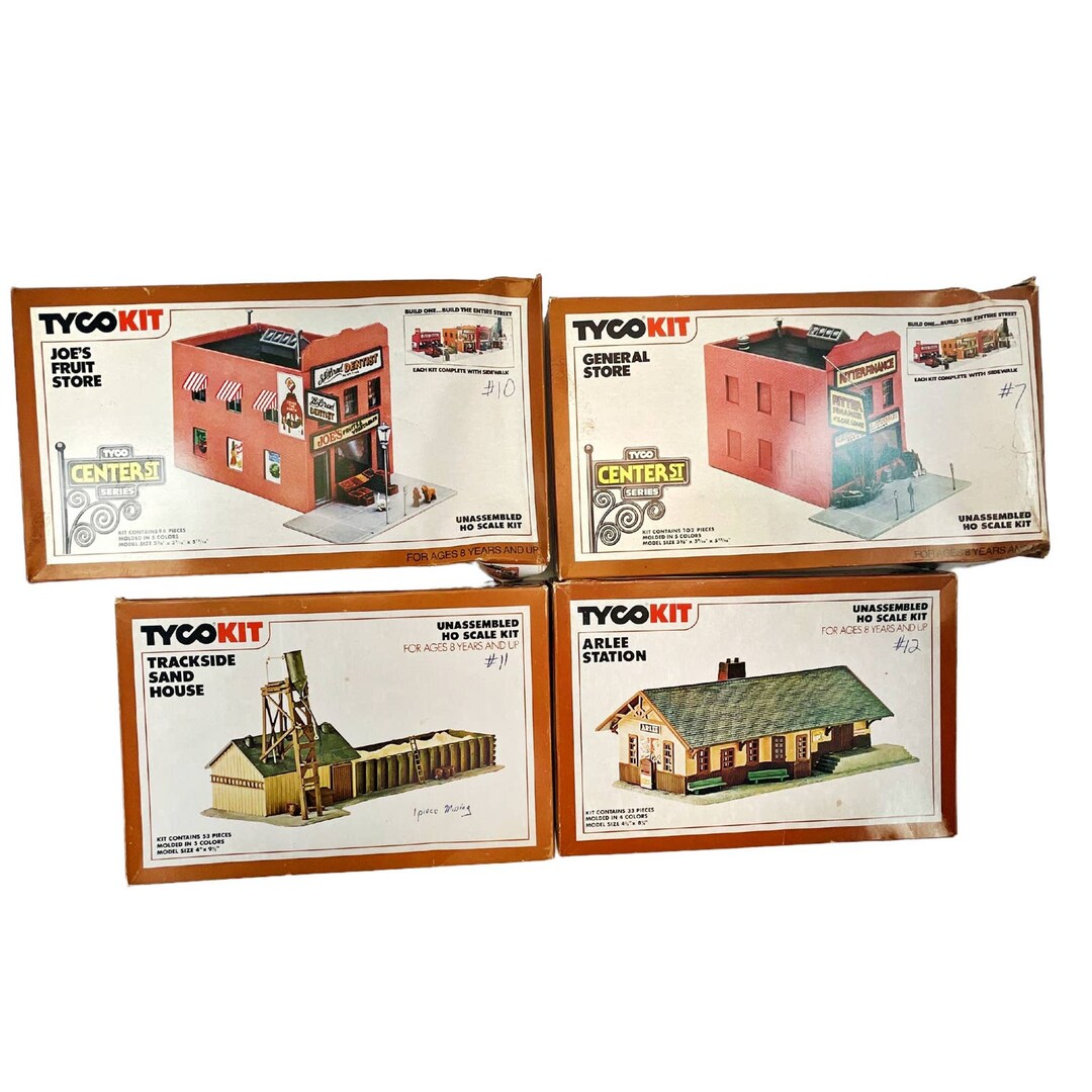 Lot of (4) Tyco Kits Arlee Station, Sand House, General Store, Joes ...