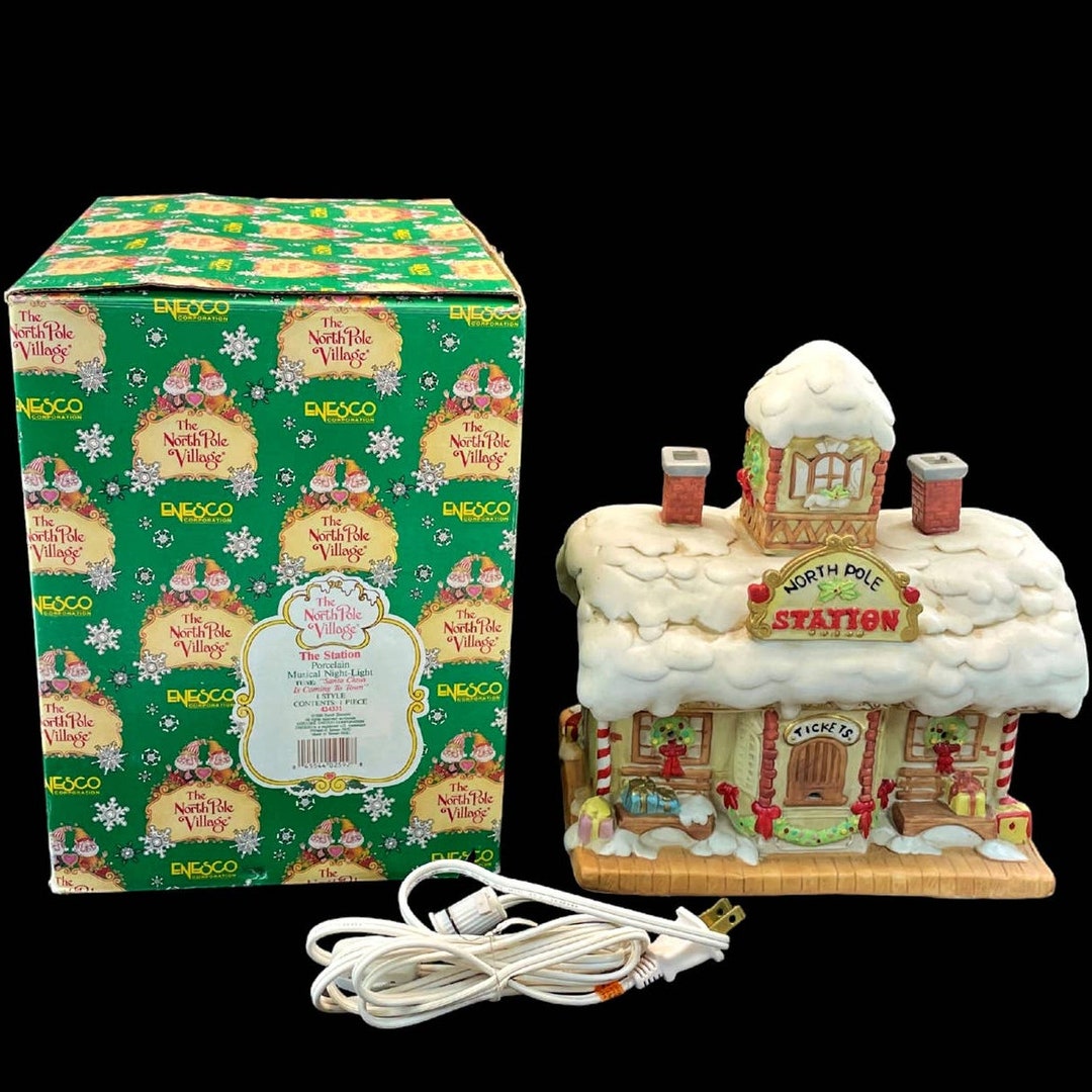 RARE 90s 1990 Enesco North Pole Elves Village the Station Porcelain ...