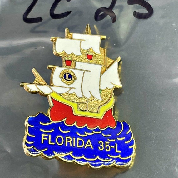Vintage Lion's Club Lapel Pin Florida 35-L Pirate Sailboat - Etsy