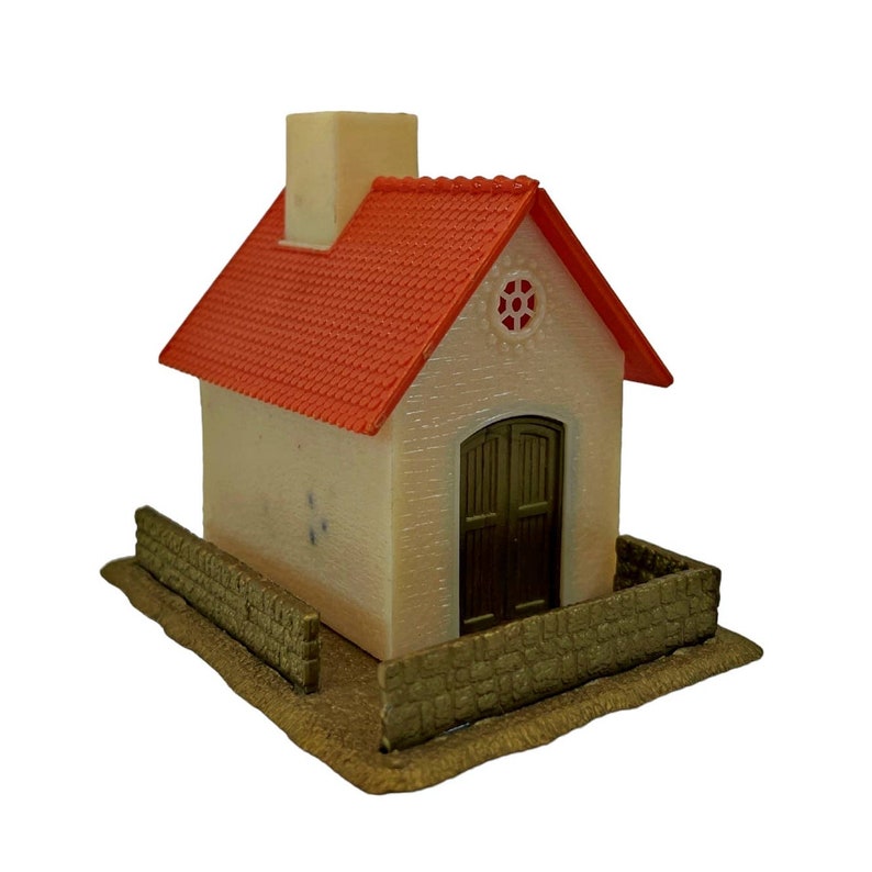 N Scale Lot of 4 Plastic Putz Houses Rural Cottages Train Table Decor ...