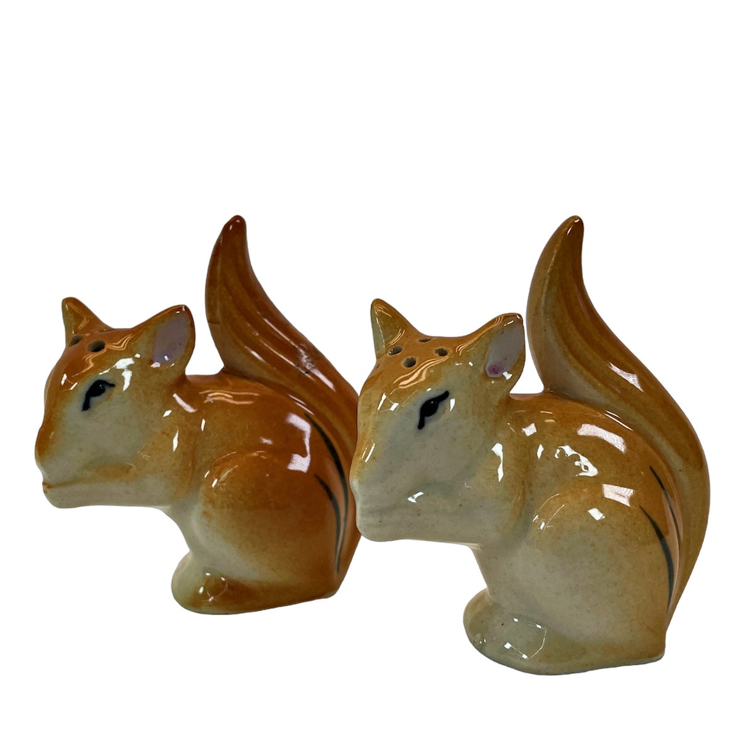 Vintage Squirrel Chipmunk Set Salt & Pepper Shakers Ceramic Occupied ...
