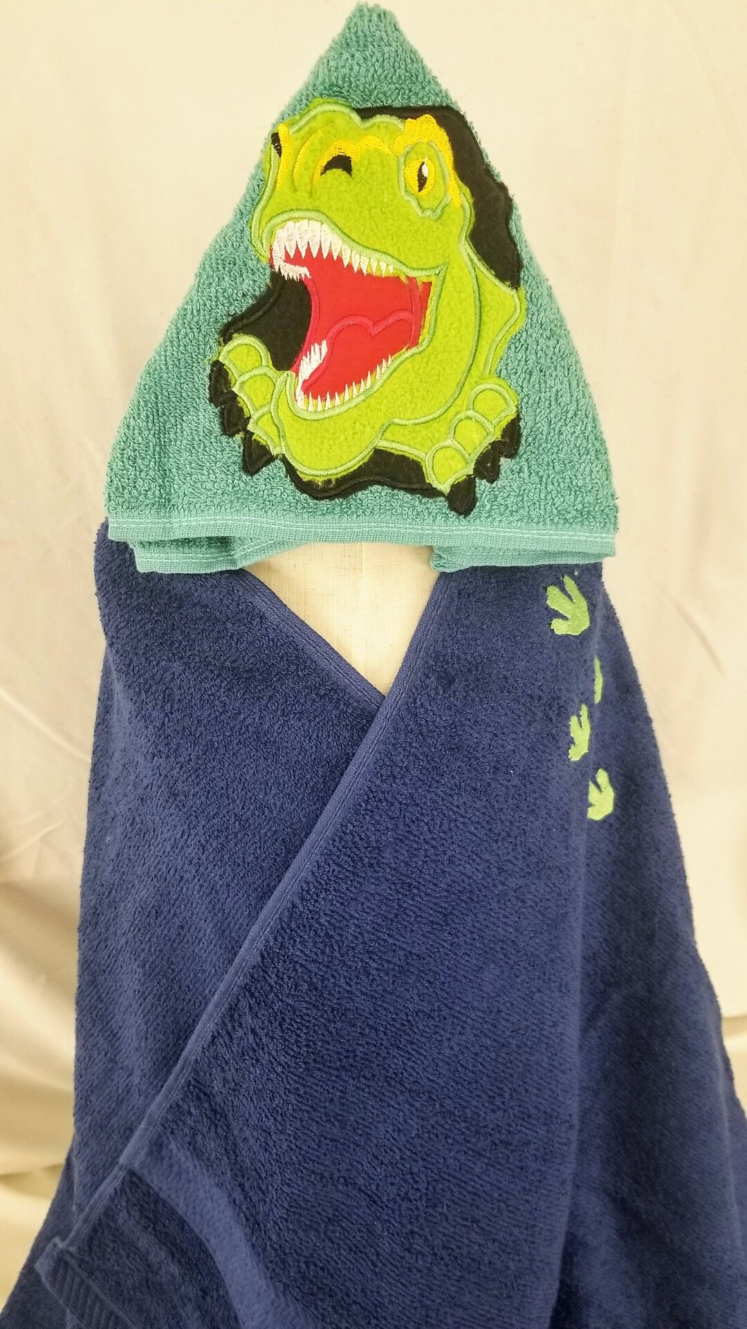 T-rex Dinosaur Hooded Towel - Etsy