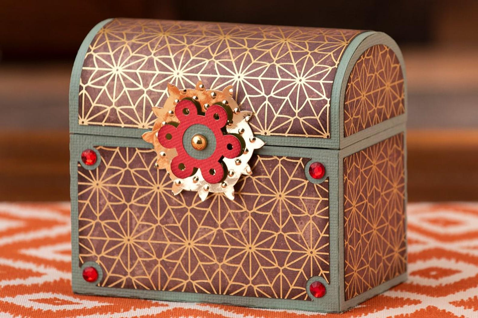 Treasure Trinket Box SVG - Etsy
