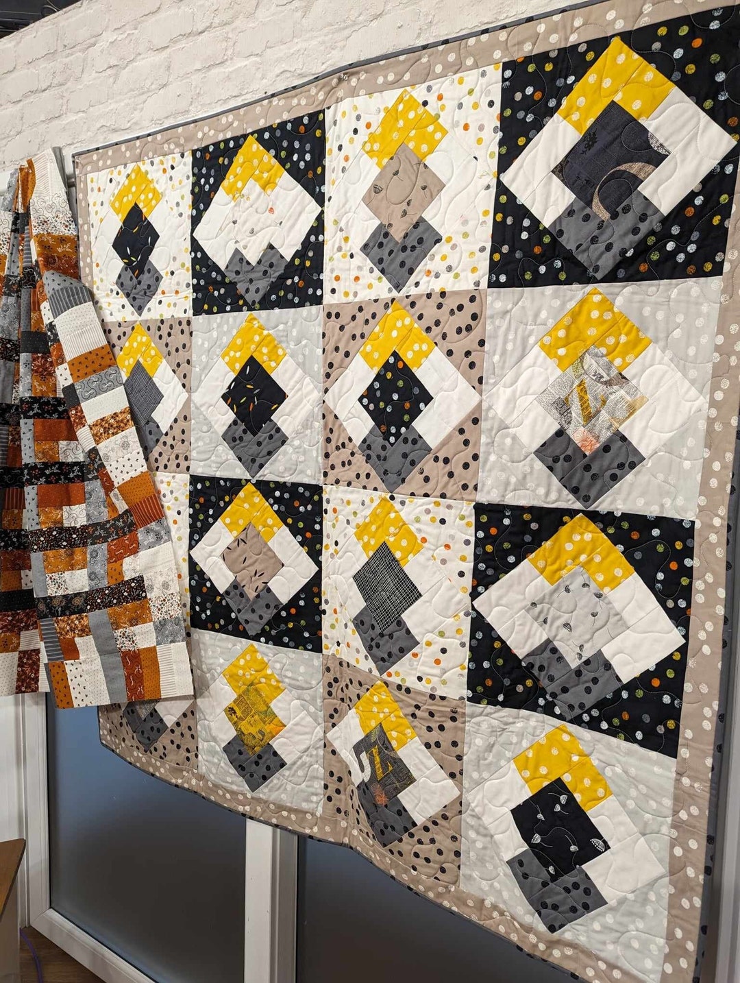 The Side Eye Quilt Digital Pattern by the White Gecko Craft Lounge - Etsy