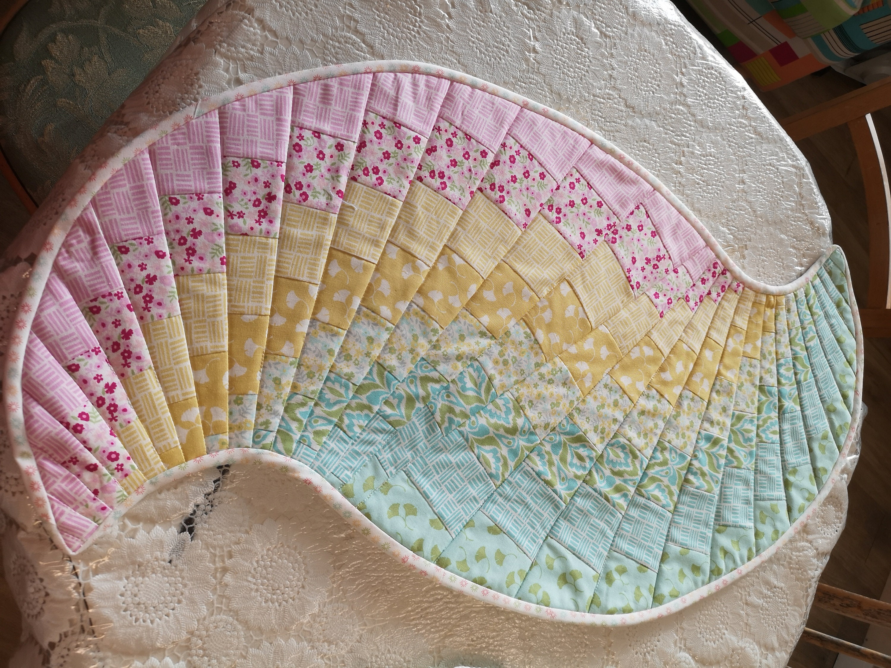 Spiral Bargello Table Runner Digital Pattern by White Gecko Craft ...