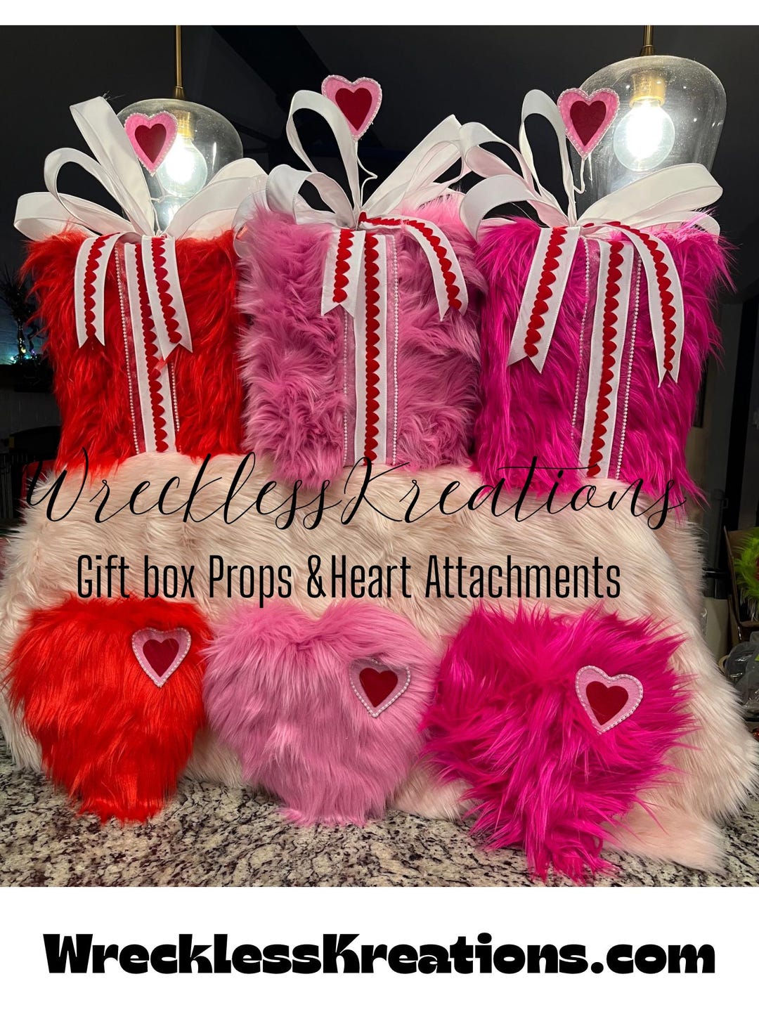 Furry Gift Box Prop , Enclosed Gift Box, Decoration Gift Box, Valentine ...