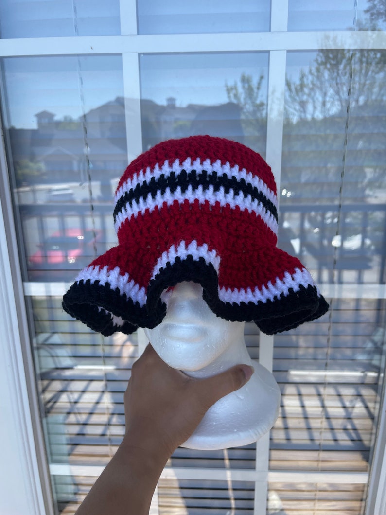 Red, White, and Black Crochet Wavy Bucket Hat Handmade Sun Hat - Etsy