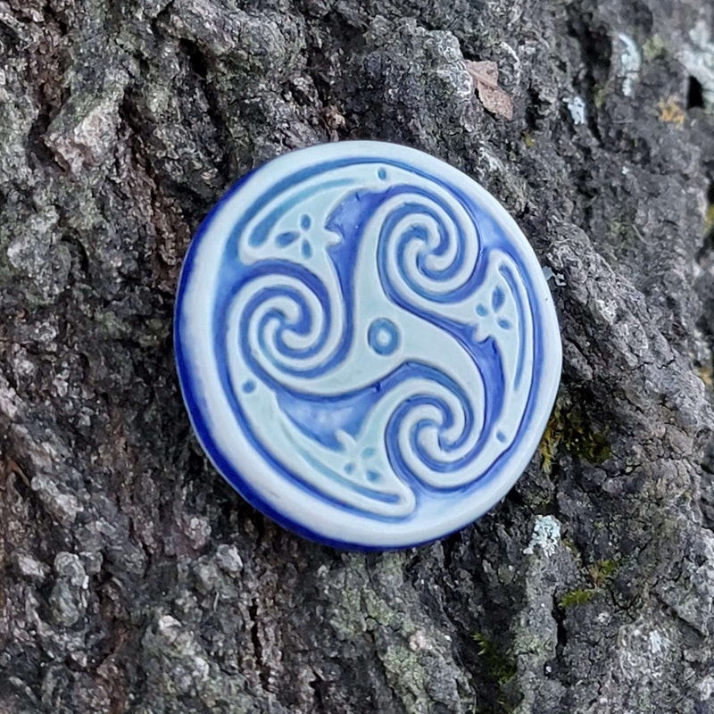 Celtic Pin - Etsy