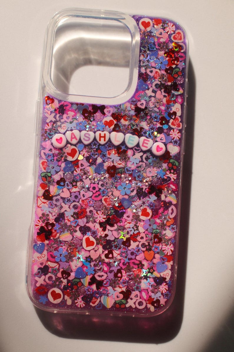 Cupid’s Sparkle Resin Phone Case: Valentine's Day Glitter - Etsy