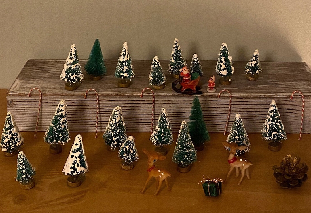 Vintage Christmas Miniatures, Holiday Decor, Dollhouse or Train Display ...