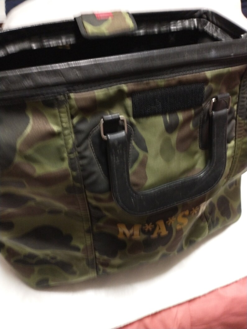 MASH 4077 Doctors Medical Bag, Frog Skin Camouflage, Twentieth Century ...