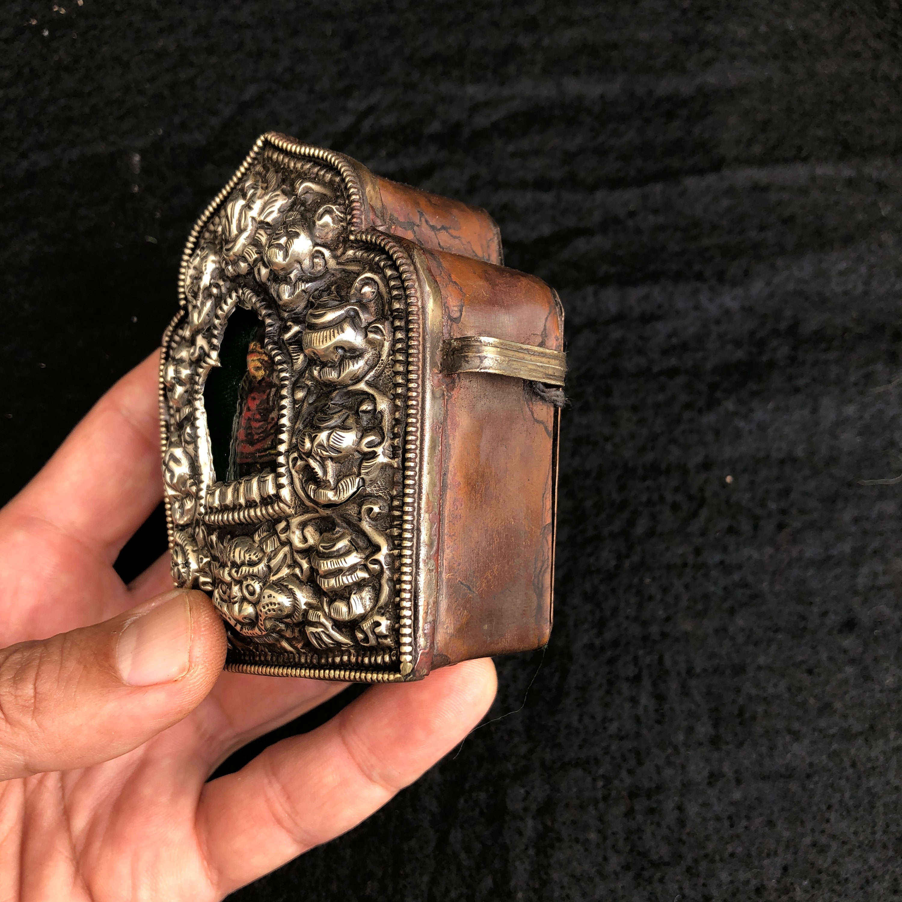 Tibetan Buddhist Ghau Portable Shrine Box - Etsy