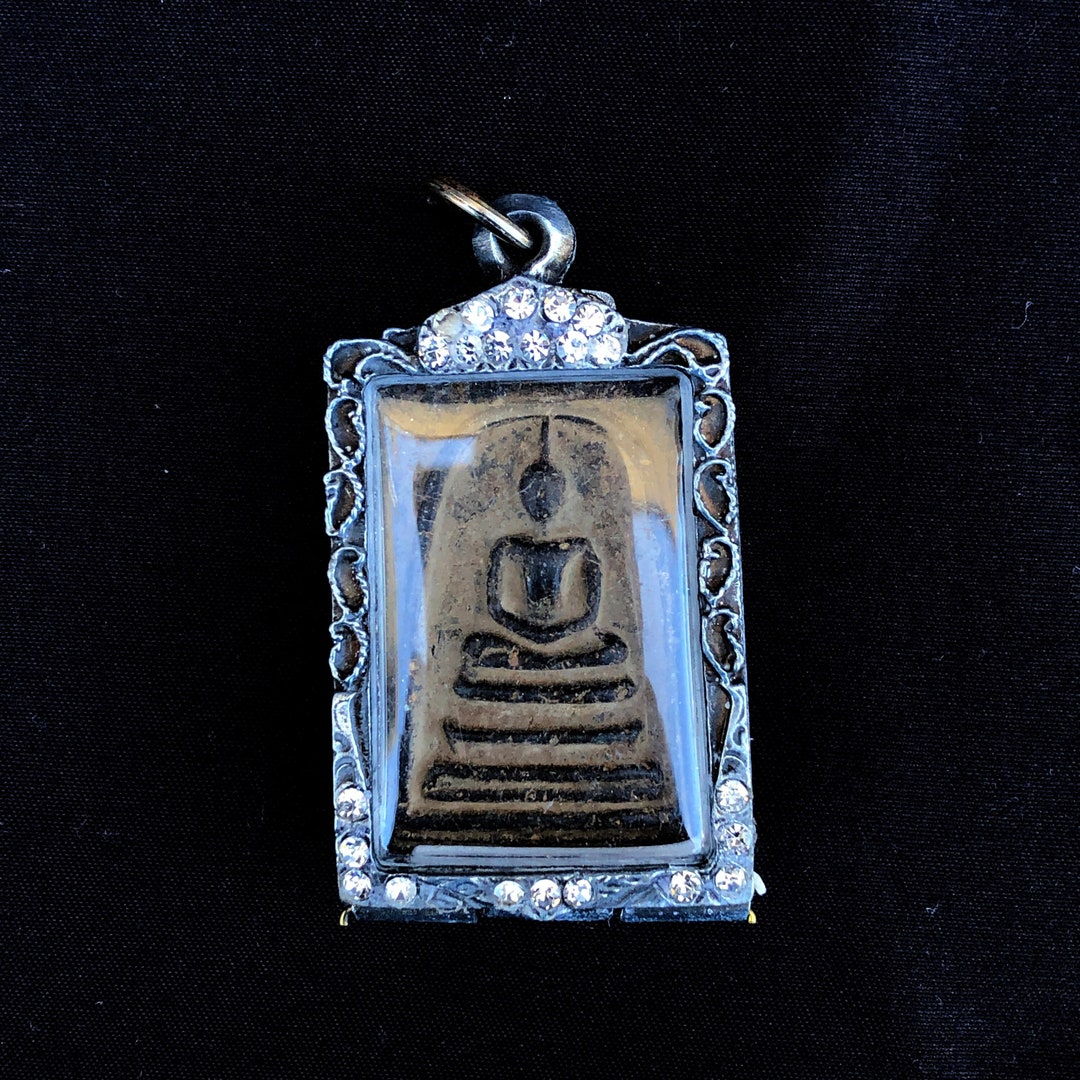 Seated Buddha Amulet Locket - Etsy