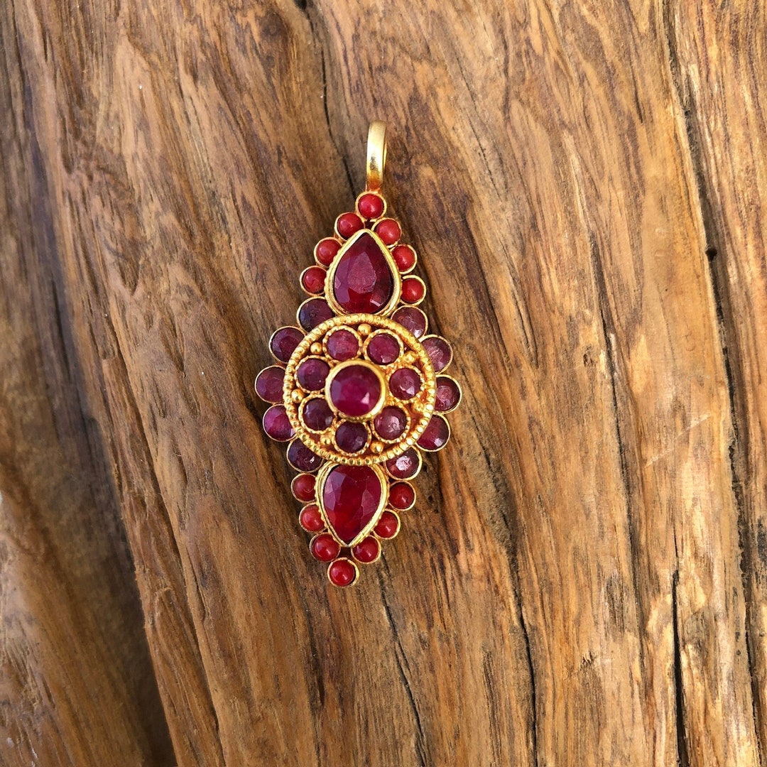 Ruby Prayer Box Pendant - Etsy