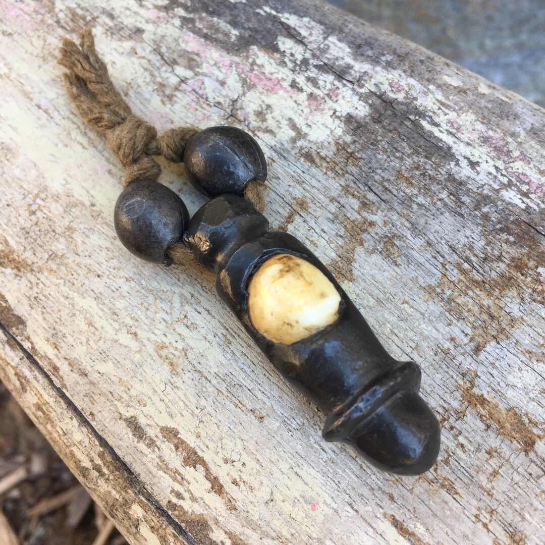 Palad Khik Amulet - Etsy